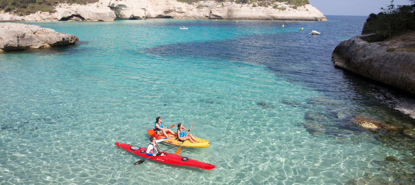 Kayaking in Menorca and Discover the Island´s Beautiful Caves