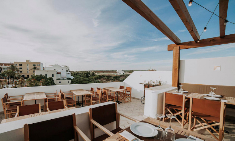 Restaurants in Menorca: Discover the Best Ones in each Area