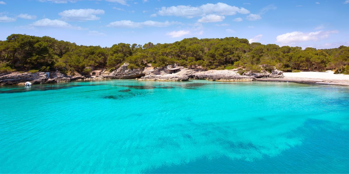 Calas en Menorca: Mejores Calas y Playas Escondidas | ARTIEM Hotels